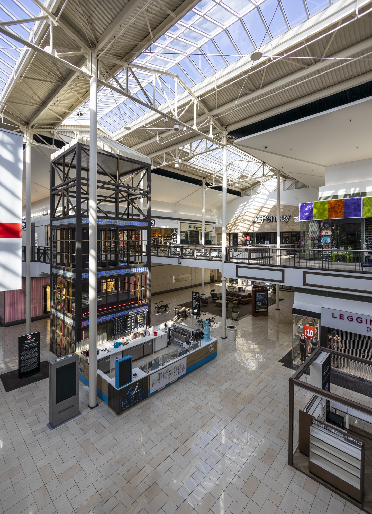 2022-035-009 Deerbrook Mall.jpg | Canon RF Shooters Forums