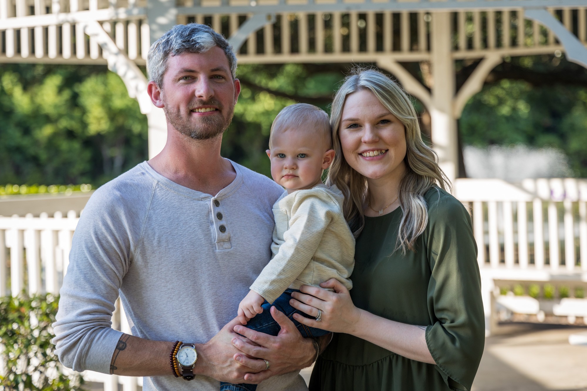 2022-044-067 Tim & Jamie's family portraits.jpg | Canon RF Shooters Forums