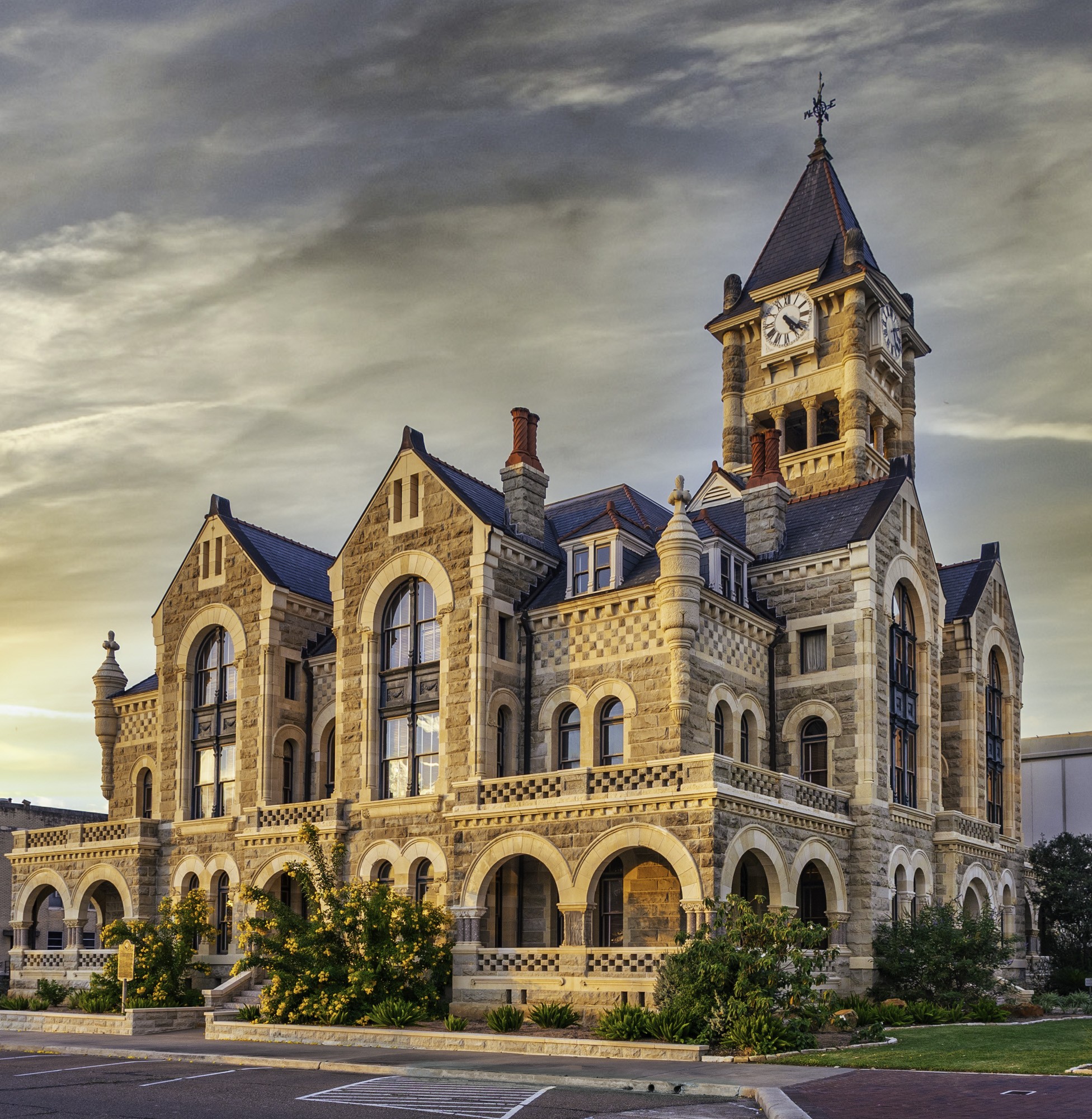 2023-046-159 Texas Courthouse trip-Edit-Edit.jpg | Canon RF Shooters Forums