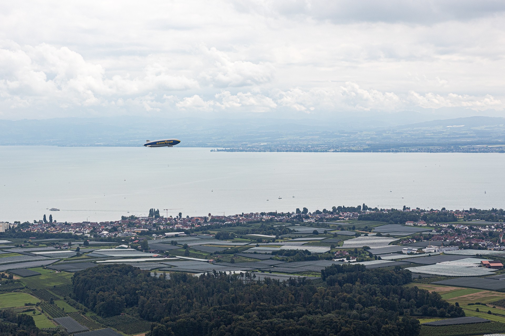 Zeppelin over Lake Constance.jpg | Canon RF Shooters Forums